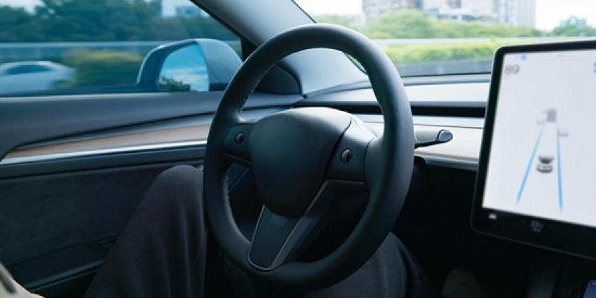Nederland nog niet klaar voor zelfrijdende auto's: 61% wil er geen ...
